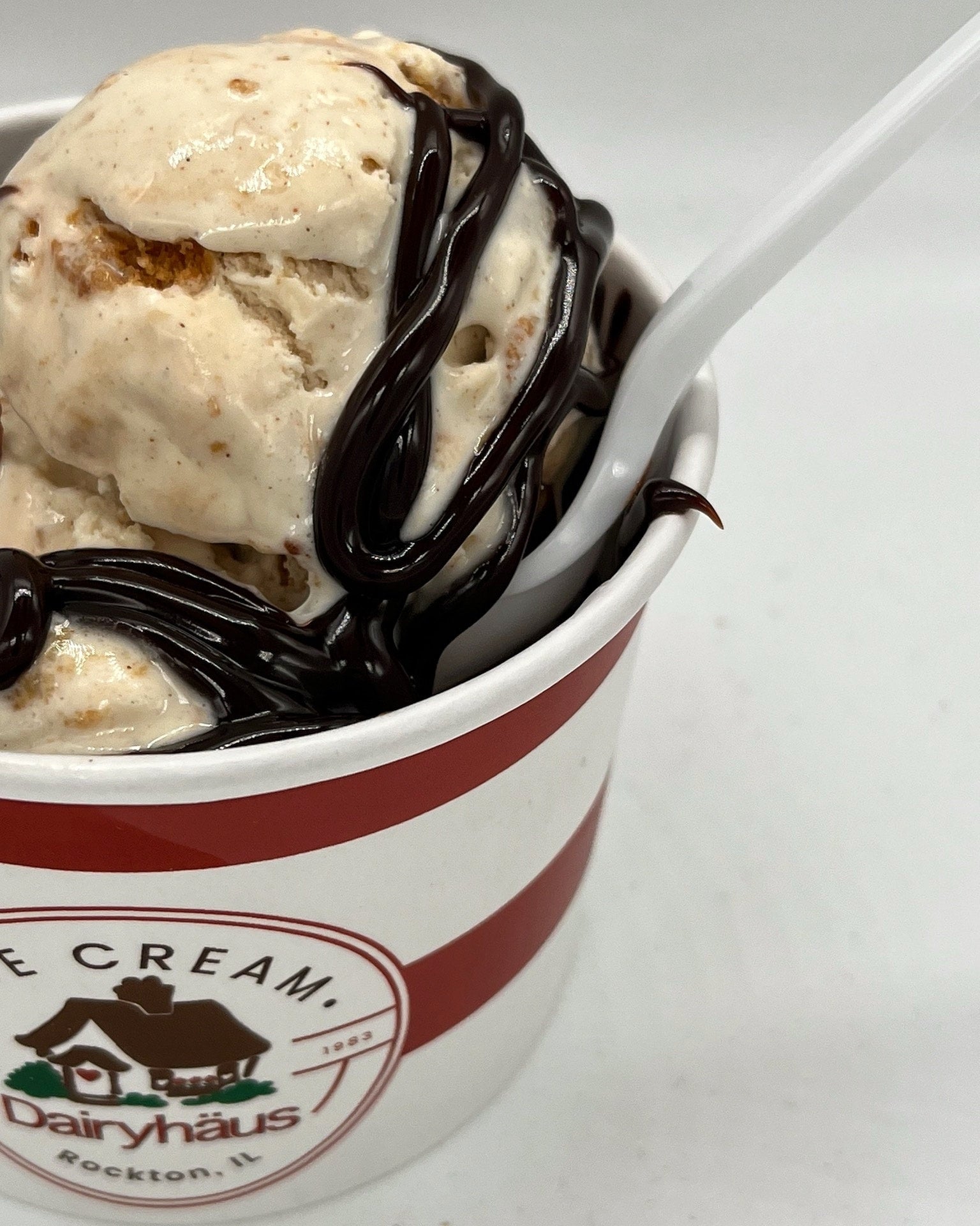 Hot Fudge Sundae Dairy Queen